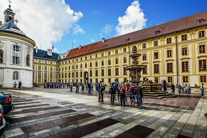 Explore the Historic Prague Castle: Private Half-Day Walking Tour - An In-Depth Look at the Tour Itinerary