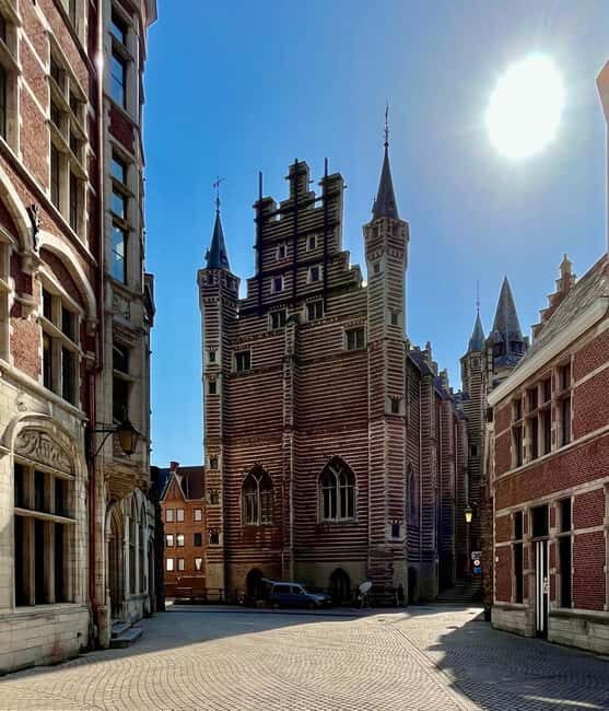 Explore the history of Antwerp with a local historian - The Itinerary in Detail