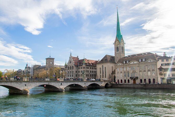 Explore the Instaworthy Spots of Zurich with a Local - Authentic Insights from Reviewers