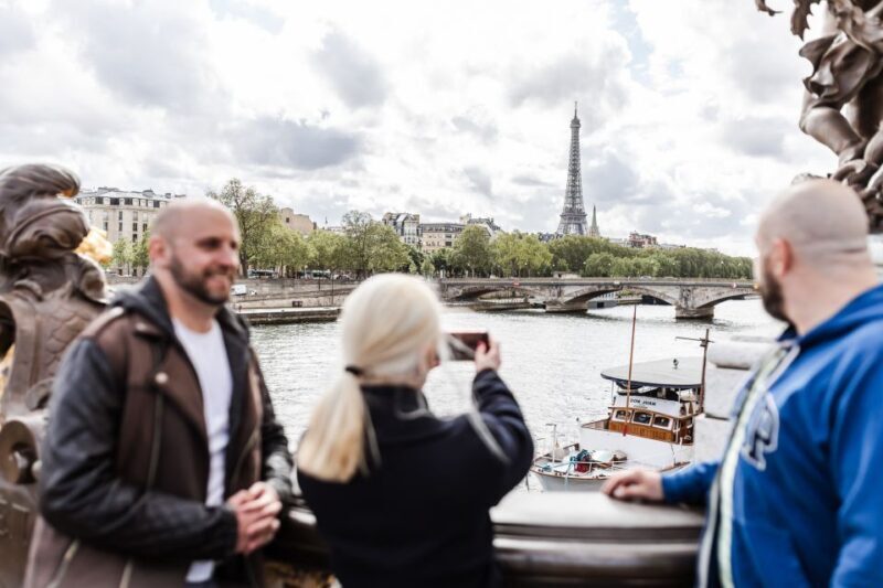 Exploring Paris with a Local: Montmartre to La Seine - Real Experiences and Insights from Reviews