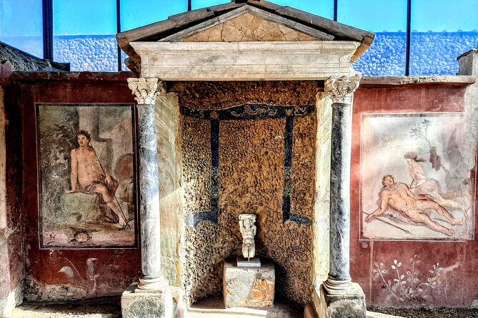 Exploring Pompeii - Insights from Reviewers: What Makes This Tour Stand Out?