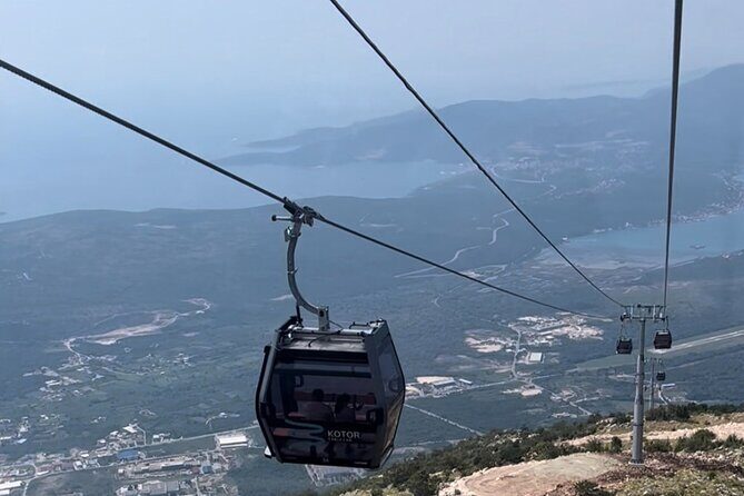 Express Cable Car ascent & 25Turns Epic Bike Descent. - A Genuine Look at the Express Cable Car Ascent & 25 Turns Epic Bike Descent