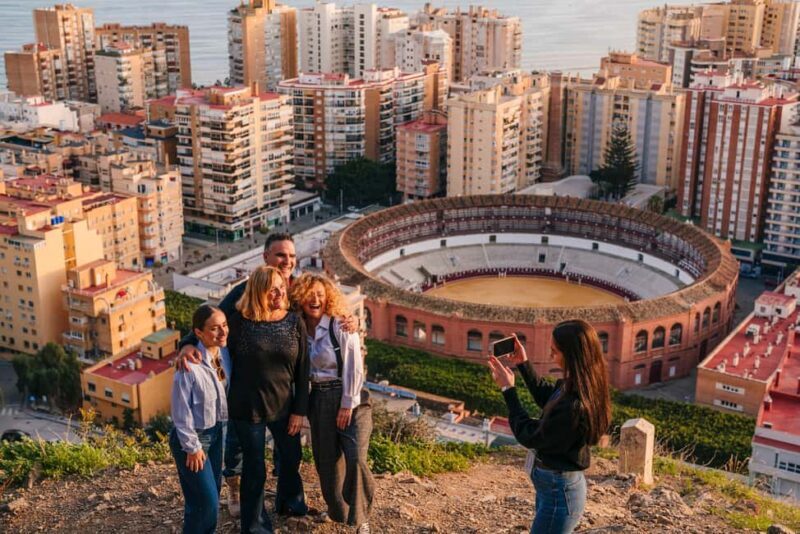Express Tuk-Tuk Tour in Malaga: Gibralfaro Viewpoint and Photography - Key Points