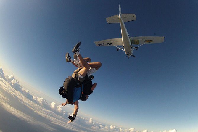 Extreme 12000ft Tandem Jump (45 seconds free fall) - The Scenic Flight: Views You Wont Forget