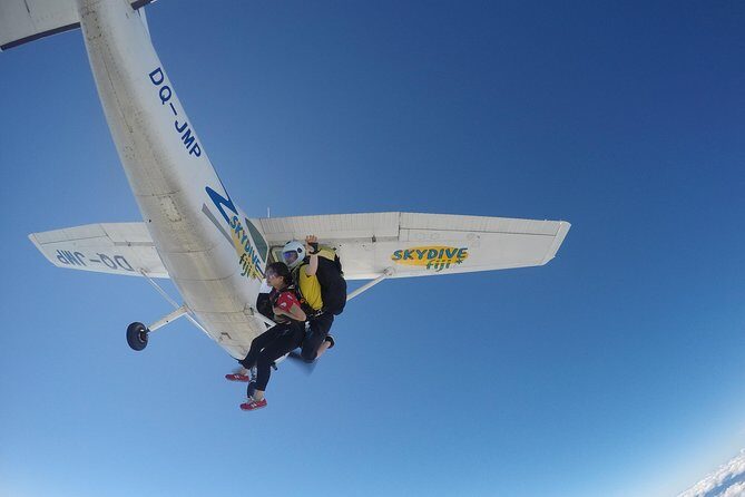 Extreme 12000ft Tandem Jump (45 seconds free fall) - Practical Considerations