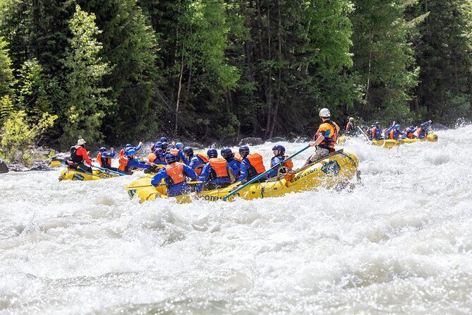 Extreme Whitewater Rafting on Kicking Horse River - An Introduction to the Kicking Horse River Whitewater Rafting Experience