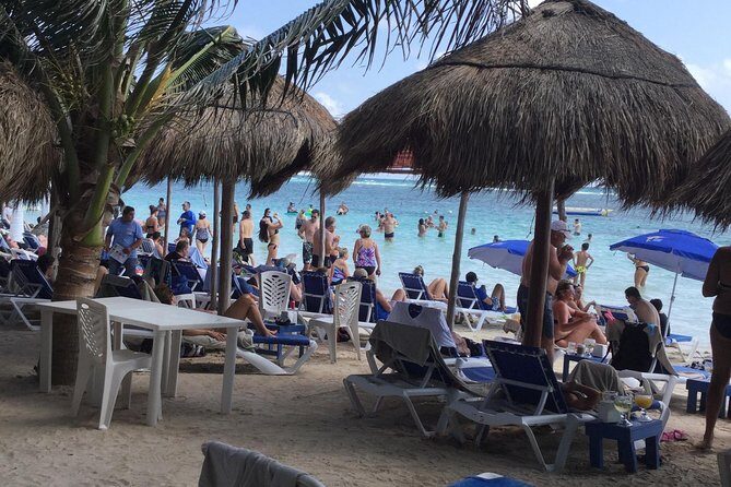 FACILITIES BEACH CLUB For A Day At The Beach At Los Arrecifes Restaurant. - The Breakdown of the Day