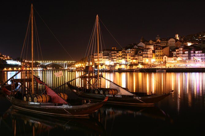 Fado Dinner Show and Night Lights Tour in Porto - An In-Depth Look at the Tour Experience