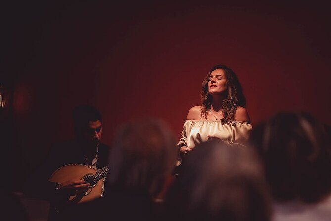 Fado Show with Port Wine at Historic Lisboa em Fado - Key Points