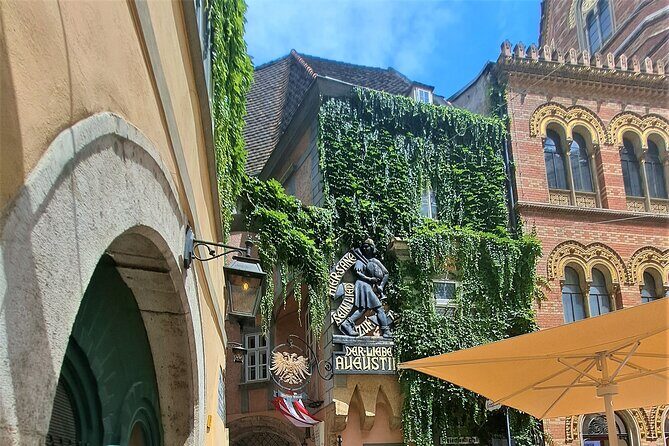 Fall in Love with Vienna in 4h: Hidden Gems- Group Tour - Key Points