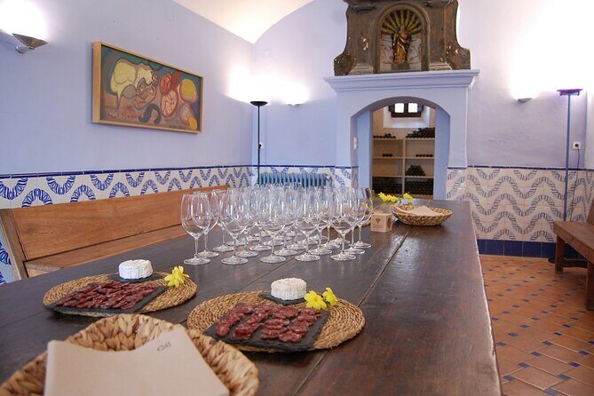Familia Torres Winery: Gastronomic Tapas & Wine Experience - Who Will Love This Tour?