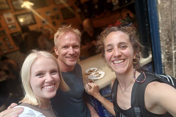 Familly friendly traditions & food tour: tailored tapas & games! - FAQ