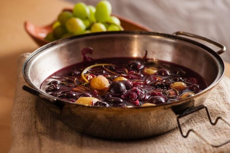 Faro: Learn to cook a Cataplana like a local! - Key Points: