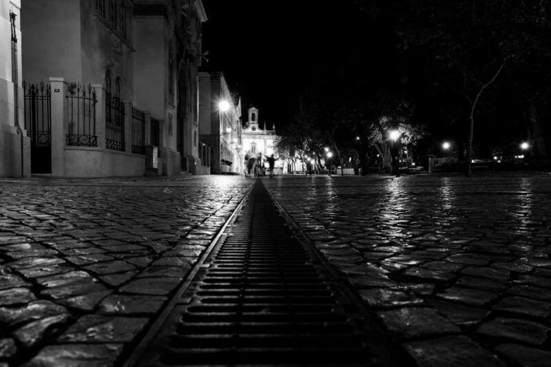 Faro: Night Segway Tour with Cocktails - Who Would Enjoy This Experience?