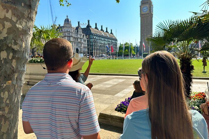 Fast Access Westminster Abbey Private Tour with a London Blue Badge Guide - The Value of a Private, Guided Experience