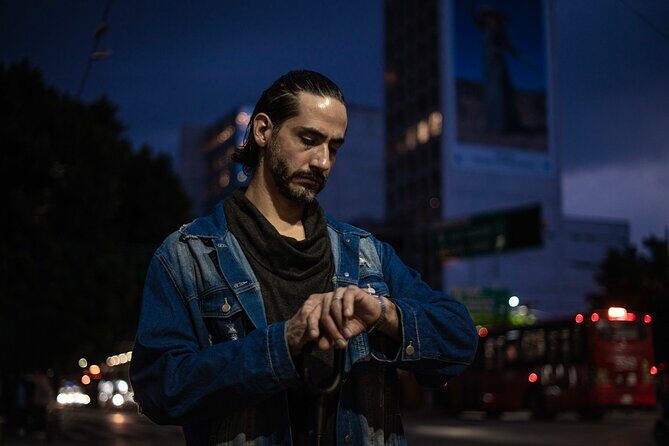 Fast Stunning Mexico City Photoshoot Cinematic and Urban Style - What Makes This Photoshoot Unique?