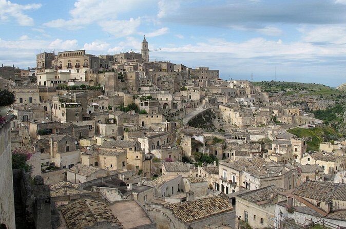FAST TO MATERA: Guided Tour with bus, from Bari - Transportation and Group Size