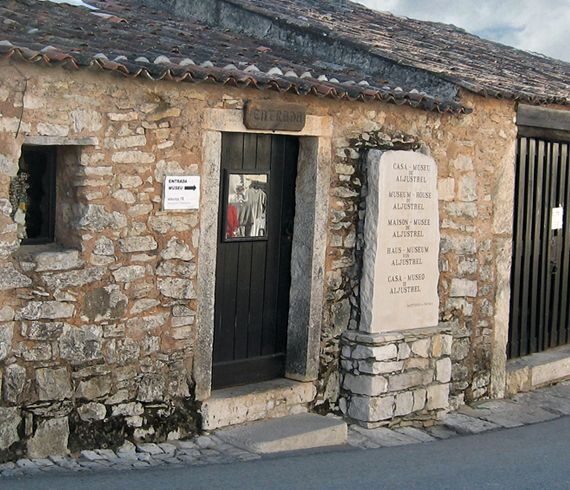 Fátima and Coimbra Full-Day Tour from Porto - Final Thoughts