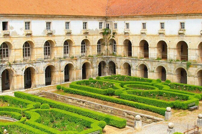 Fátima, Batalha, Alcobaça and Nazaré Private Tour - Overall Experience and Who It Suits