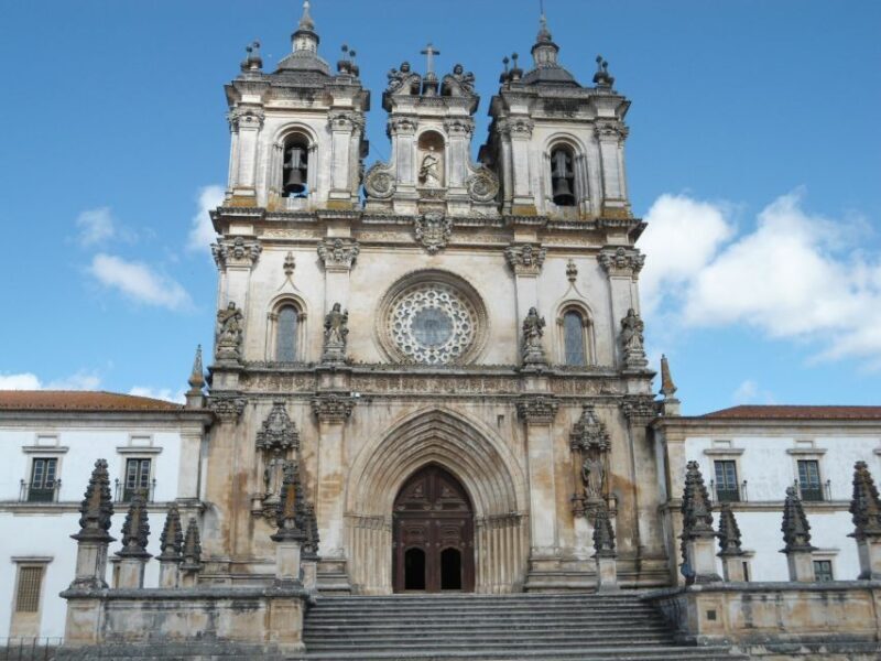 Fátima, Batalha, Alcobaça, Nazaré and Óbidos Private Tour - A Deep Dive into the Experience