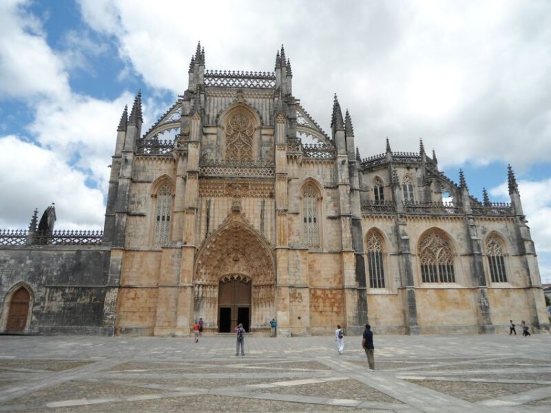 Fátima, Batalha, Alcobaça, Nazaré and Óbidos Private Tour - Authenticity and Personal Experiences from Reviews