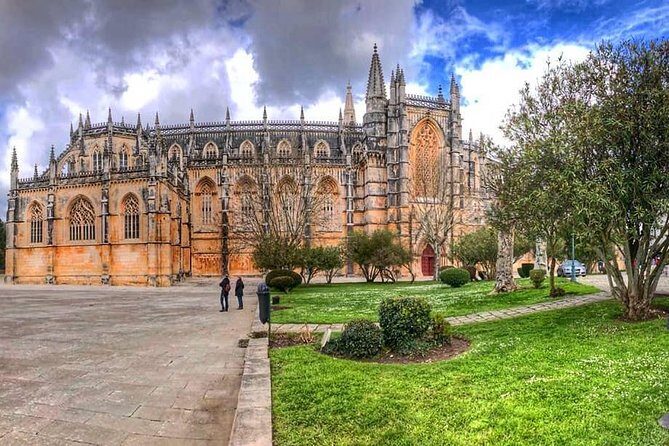 Fátima Batalha Nazaré and Óbidos Private Tour - Practical Aspects