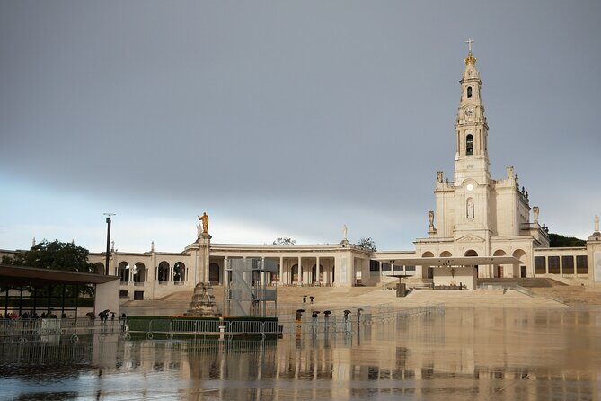 Fátima, Batalha, Nazaré and Óbidos Small Group Tour from Lisbon - The Value of This Tour