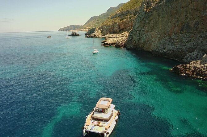 Favignana Egadi Islands Luxury Catamaran Tour with Lunch - What to Expect from the Itinerary