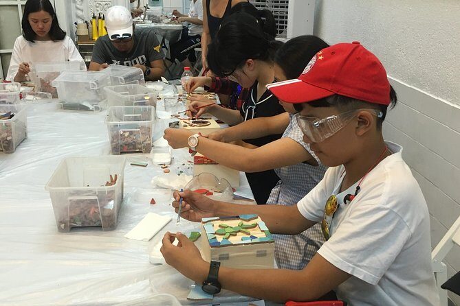 Feel like Gaudí: Barcelona Mosaic Workshop with Tour - Who is This Tour Best For?