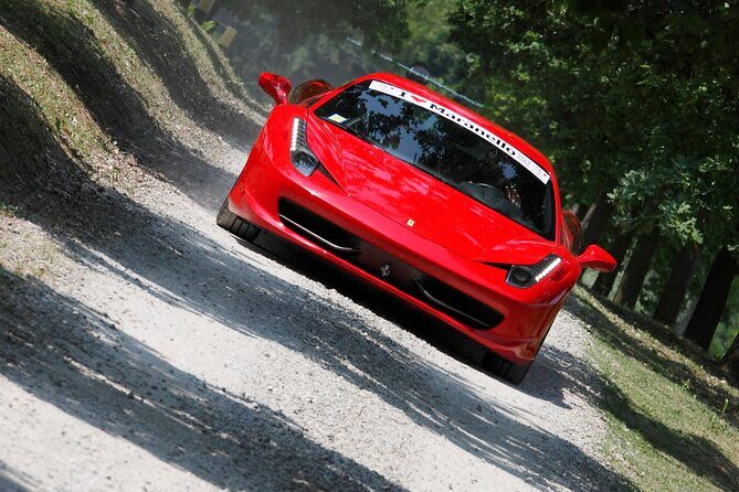 Ferrari F458 ITALIA - A Closer Look at the Ferrari F458 Italia Test Drive Experience