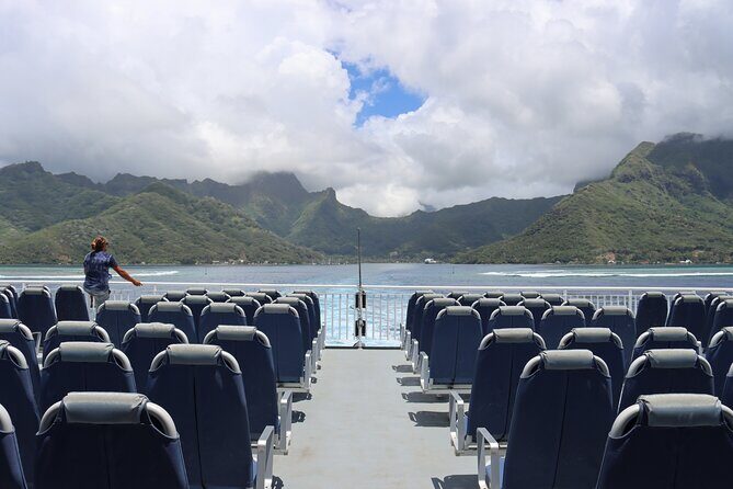 Ferry Transfer between Papeete, Tahiti and Moorea - The Ferry Itself: Design, Comfort, and Onboard Experience