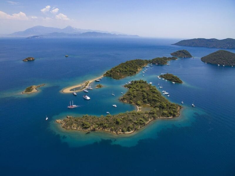Fethiye: 12 Islands Boat Tour with Lunch and Hotel Pickup - What Makes This Tour Stand Out