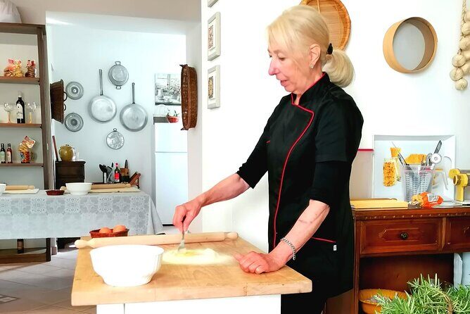 Fettuccine & Ravioli Class in Assisis Home-Style Cooking School - Why This Experience Works