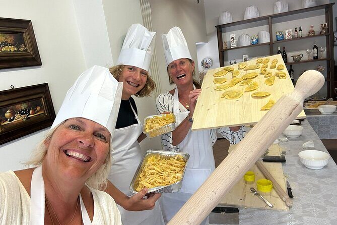 Fettuccine & Ravioli Class in Assisis Home-Style Cooking School - The Sum Up