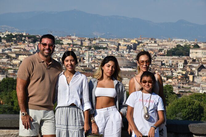 Fiat 500 Private Photoshoot with a Roman, pickup included - FAQ