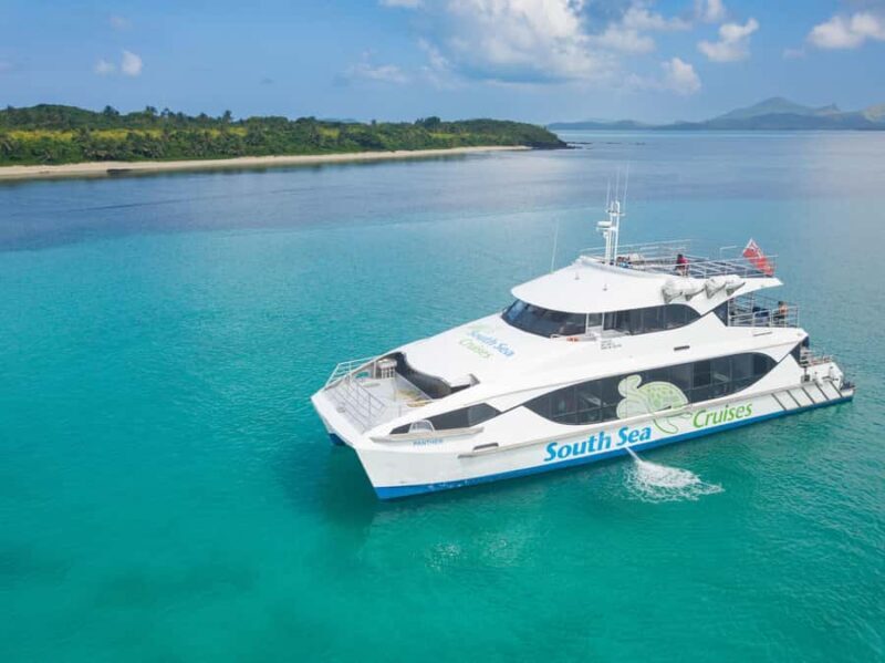 Fiji: Yasawa Islands Explorer Cruise with Lunch - Discover the Yasawa Islands on a Day Cruise