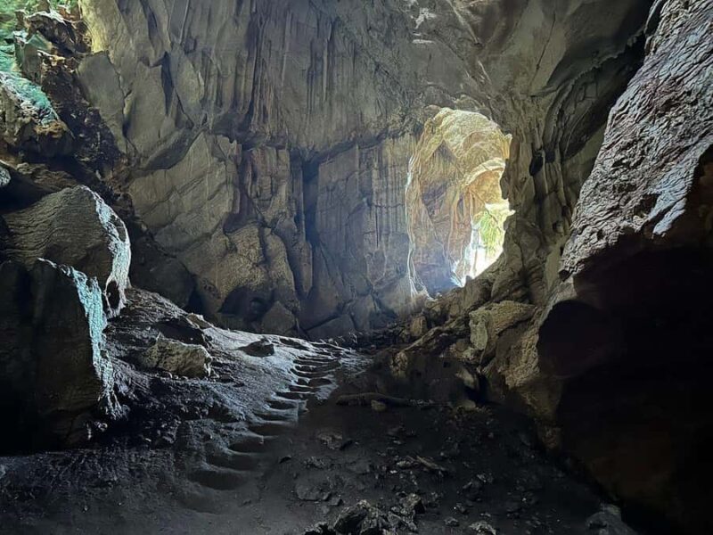 Fiji: Zipline Adventure and Cave Exploration - Key Points