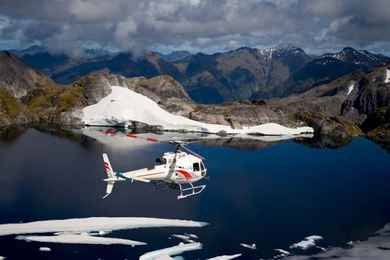 Fiordland National Park Scenic Flight - An In-Depth Look at the Fiordland Scenic Flight