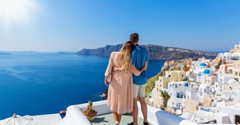 Fira: Traditional Villages Guided Day Trip with Oia Sunset - An Overview of the Experience