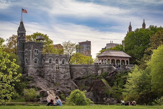 First Class Central Park Tour  Iconic Views & VIP Photo Moments - FAQs