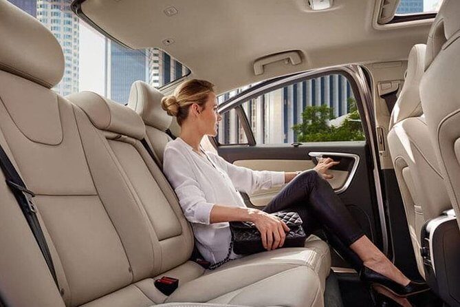 Fixed Price- Black Car service from Toronto Airport OR Niagara Falls - Who Is This Service Best For?