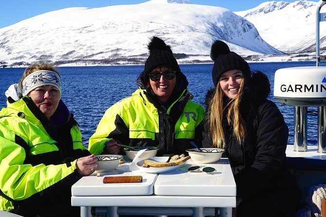 Fjordcruise - Luxury Yacht Arctic Queen - What to Expect from the Fjordcruise on Arctic Queen