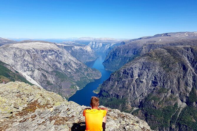 Flåm Tour: Borgund Stave Church, Lærdal & Stegastein - A Closer Look at the Itinerary and Experience