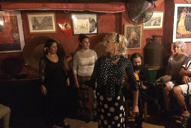 Flamenco and Tapastour with a flamenco artist - Experience Review: Flamenco and Tapastour with a Flamenco Artist in Seville