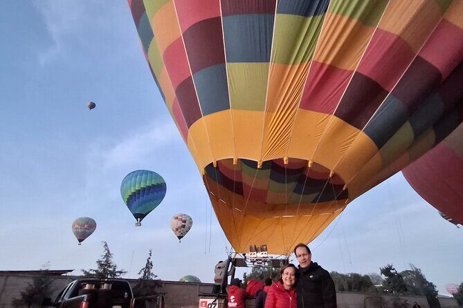 Flight in Globe, visit archaeological area, breakfast and transport - Practical Tips for Participants
