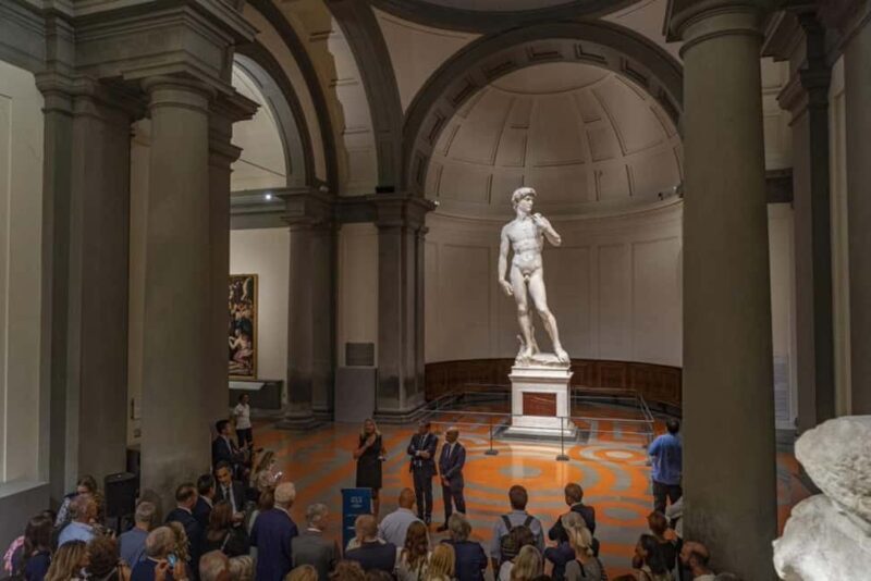 Florence: Accademia Gallery and Michelangelos David Tour - A Closer Look at the Florence Accademia Tour