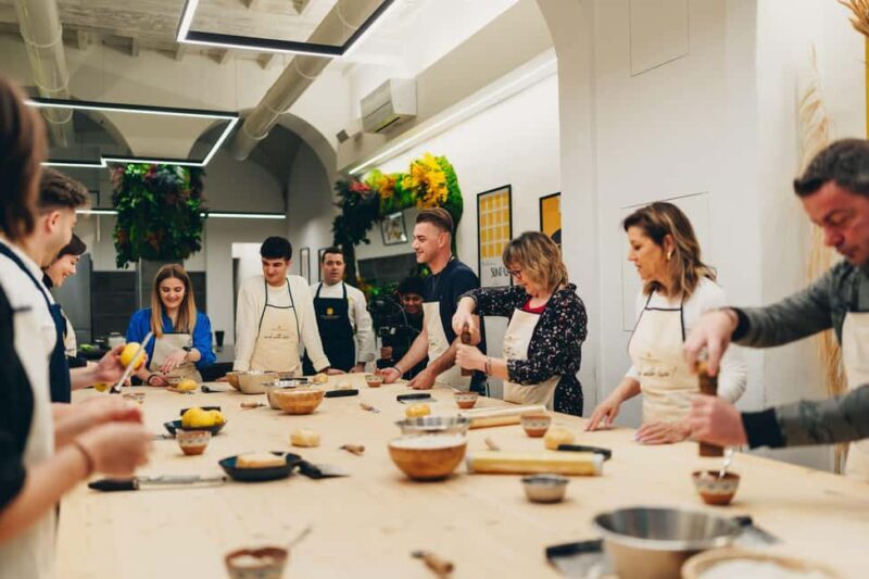 Florence: Art of Pasta Cooking Workshop with Food and Wine - Key Points