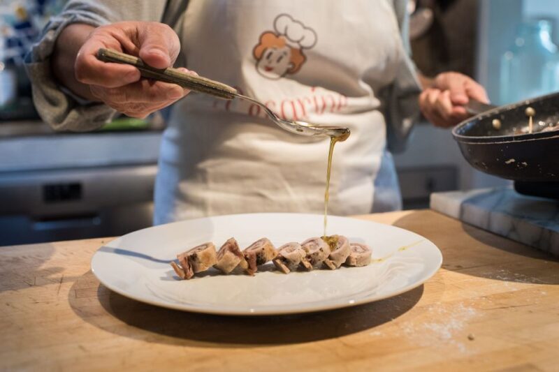 Florence: Dining Experience at a Local's Home - Key Points