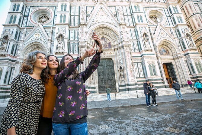 Florence Dome Climb & Private Guided Sightseeing Walking Tour with Hotel Pickup - Key Points