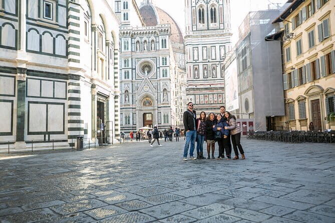 Florence Dome Climb & Private Guided Sightseeing Walking Tour with Hotel Pickup - The Tour Experience: What to Expect